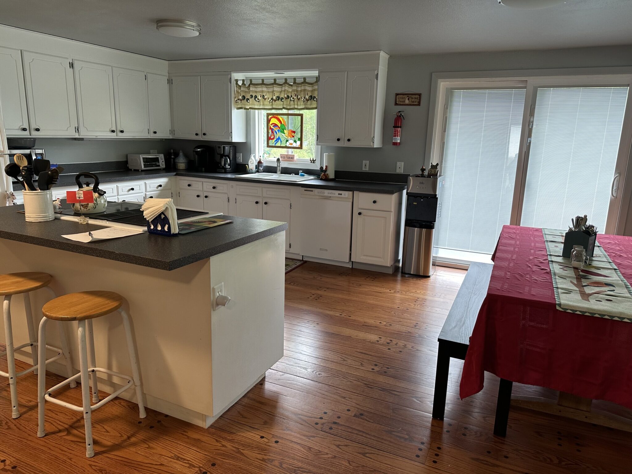 Rooms | Welcome to The Hobby HenHouse